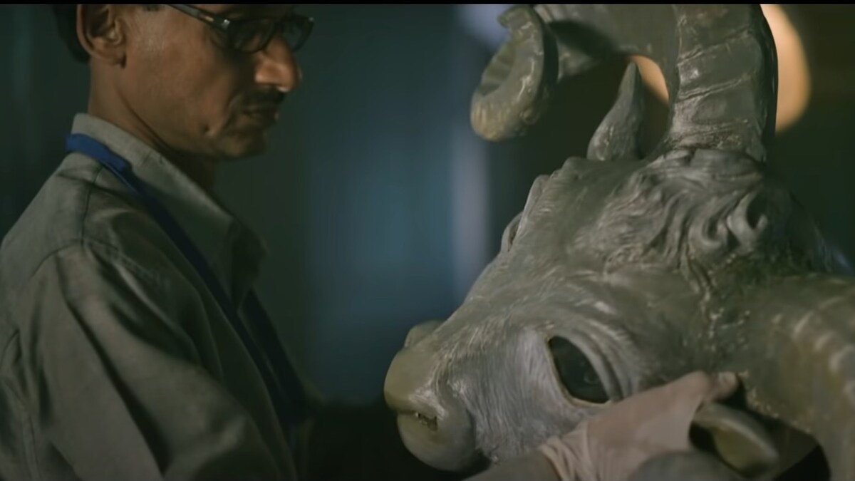 Trailer Talk: The official trailer of Mukhosh takes the chilling ...