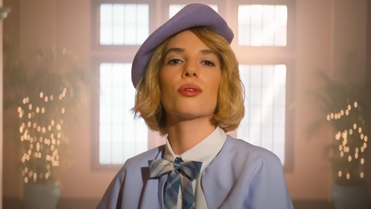 Do Revenge movie review: Mean Girls meets Strangers on a Train in this ...