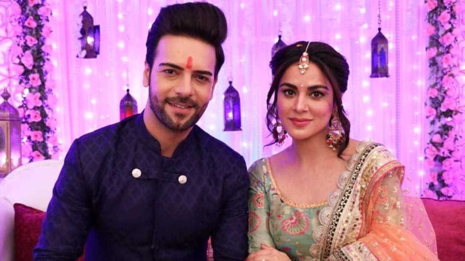 Shraddha Arya’s Preeta replaces Shivangi Joshi’s Akshara as one of the ...