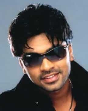 Simbu Stills In Manmadhan