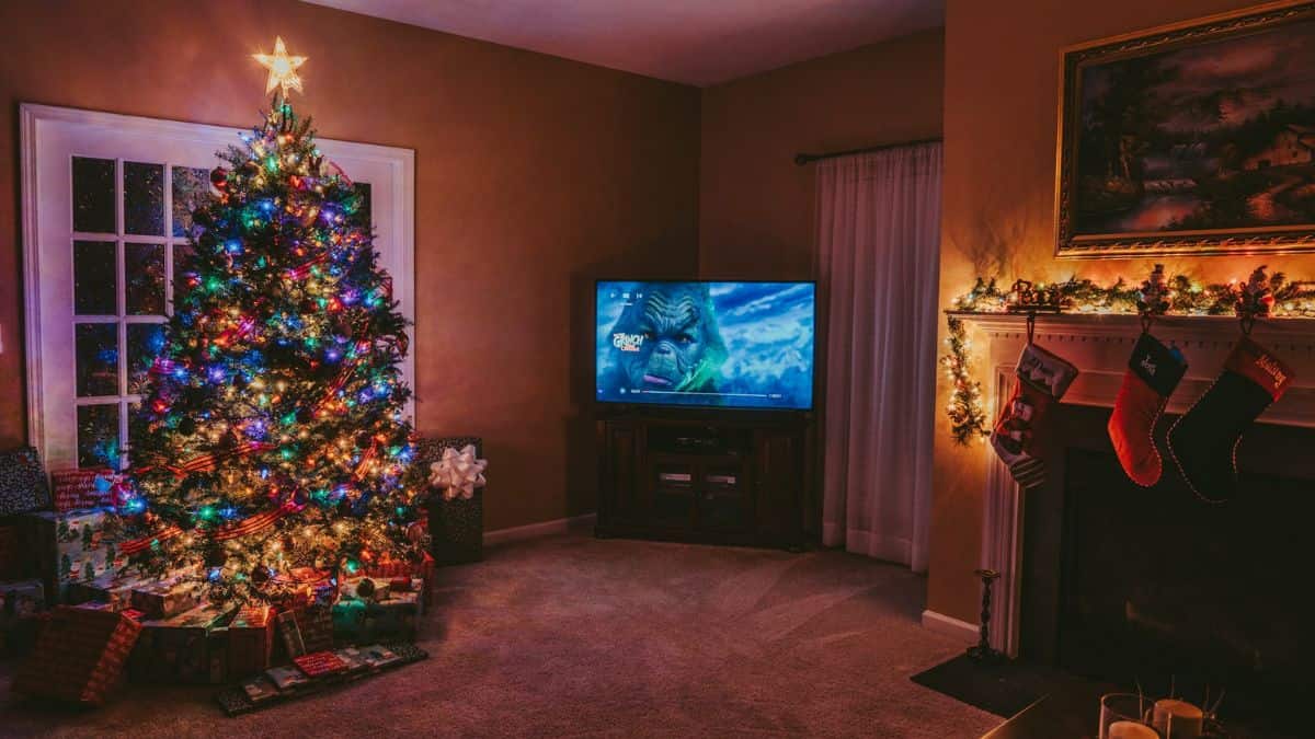 The Ultimate Christmas Classics Streaming Dream Team