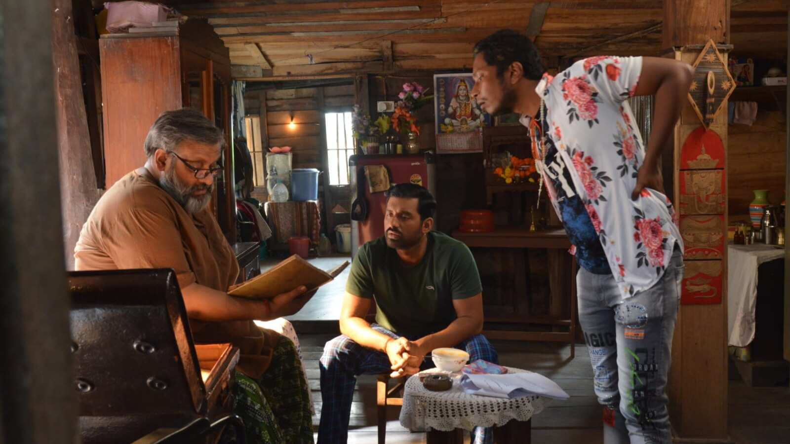 Shikarpur review: Ankush’s debut on OTT is a quirky and intriguing tale ...