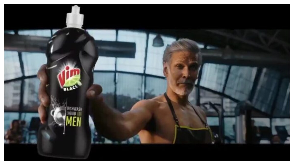 Netizens troll Milind Soman for promoting macho dishwashing: Kaam ko ...