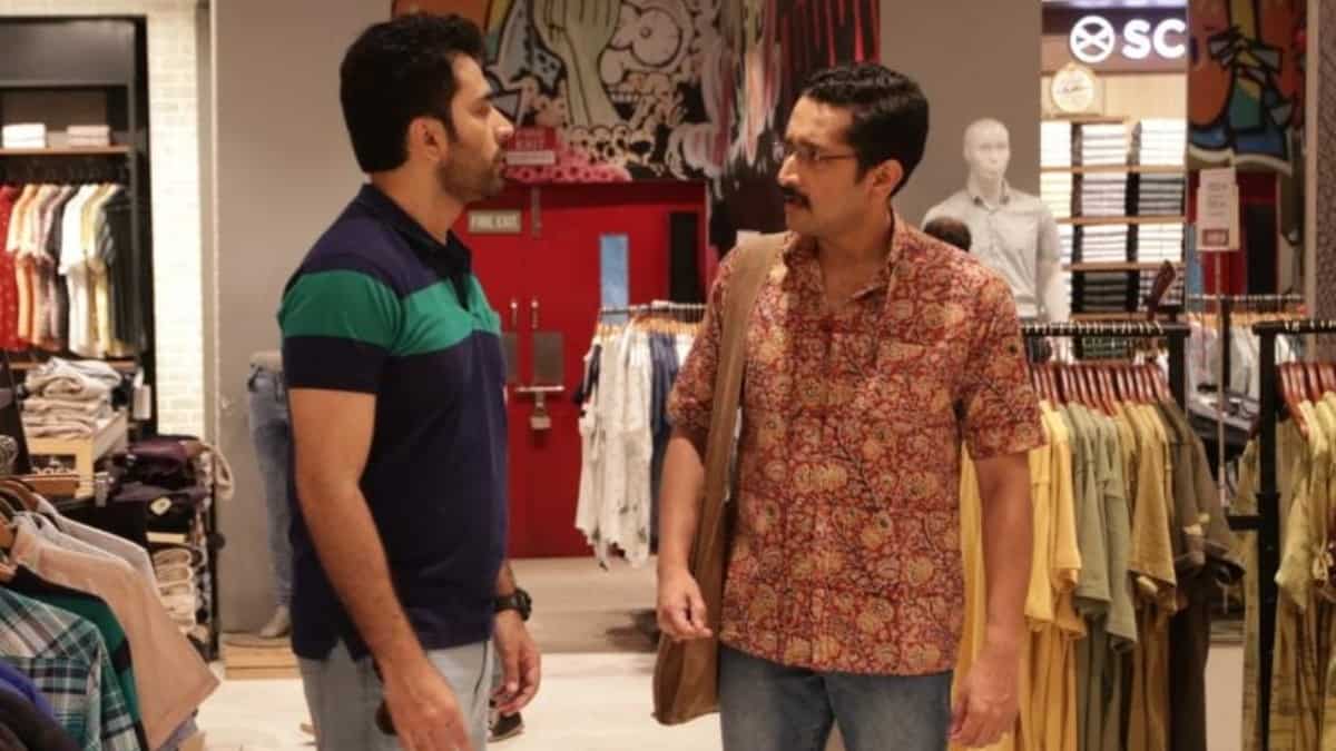 Biye Bibhrat Review Parambrata Chatterjee And Abir Chatterjees Sizzling Bromance Spices Up The