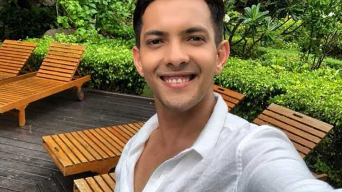 Is Aditya Narayan joining Bigg Boss OTT 2? He clarifies