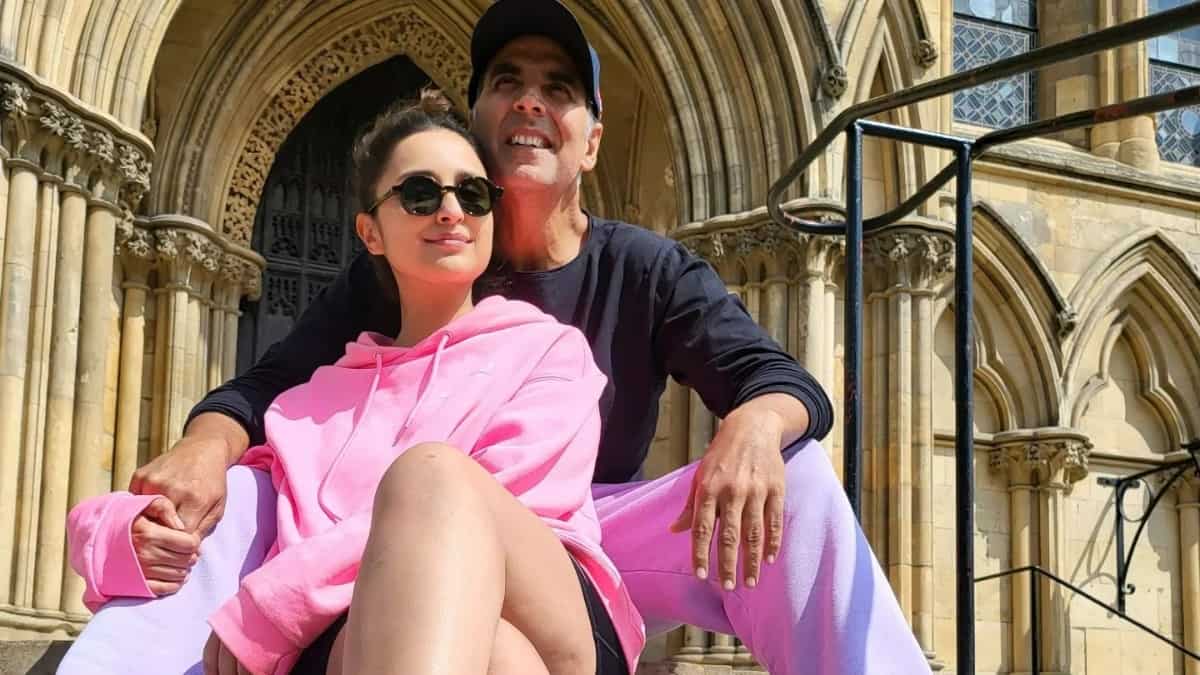 Akshay Kumar and Parineeti Chopra reunite after Kesari; here's all you ...