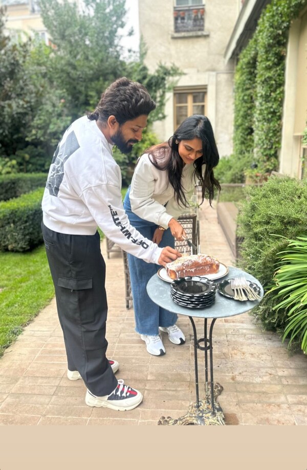 Allu Arjun celebrates his wife, Sneha's birthday in London, calls her ... Allu Arjun celebrates his wife, Sneha's birthday in London, calls her ...