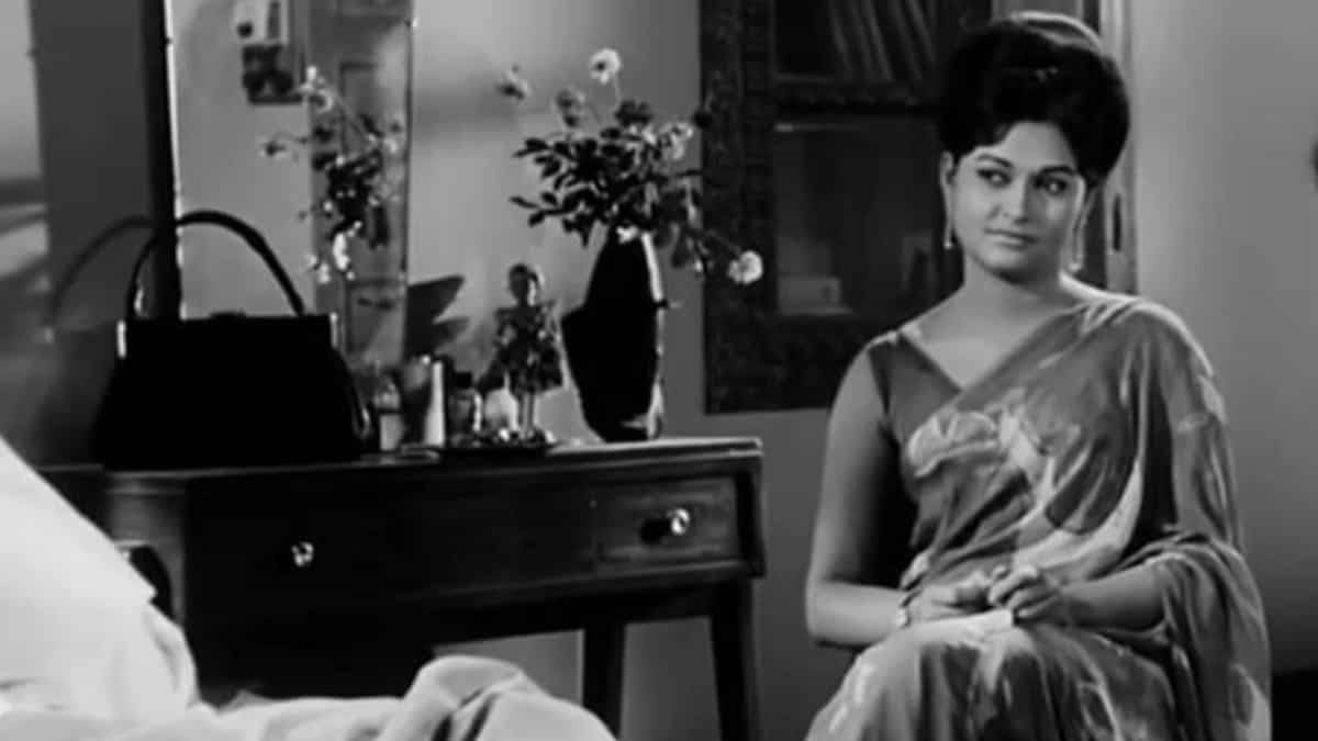 Veteran actress Anjana Bhowmick, Jisshu U Sengupta’s mother-in-law ...