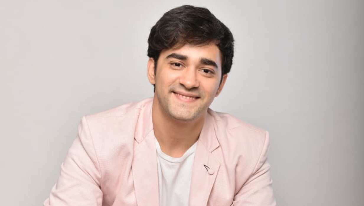 Exclusive! Gandhi Godse - Ek Yudh actor Anuj Saini: Rajkumar Santoshi ... Exclusive! Gandhi Godse - Ek Yudh actor Anuj Saini: Rajkumar Santoshi ...