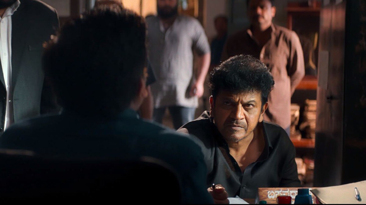 Bhairathi Ranagal movie review: Shivarajkumar-led Mufti prequel is like ...