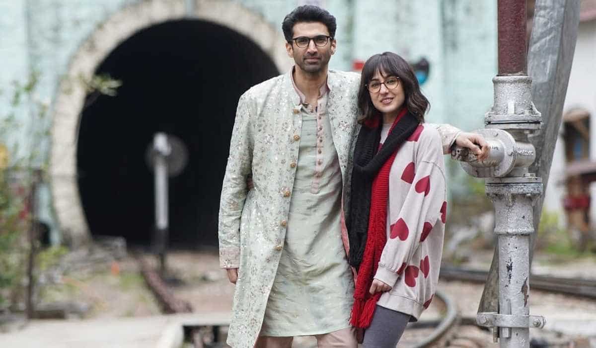 Sara Ali Khan on finding comfort with Metro… In Dino co-star Aditya Roy ...