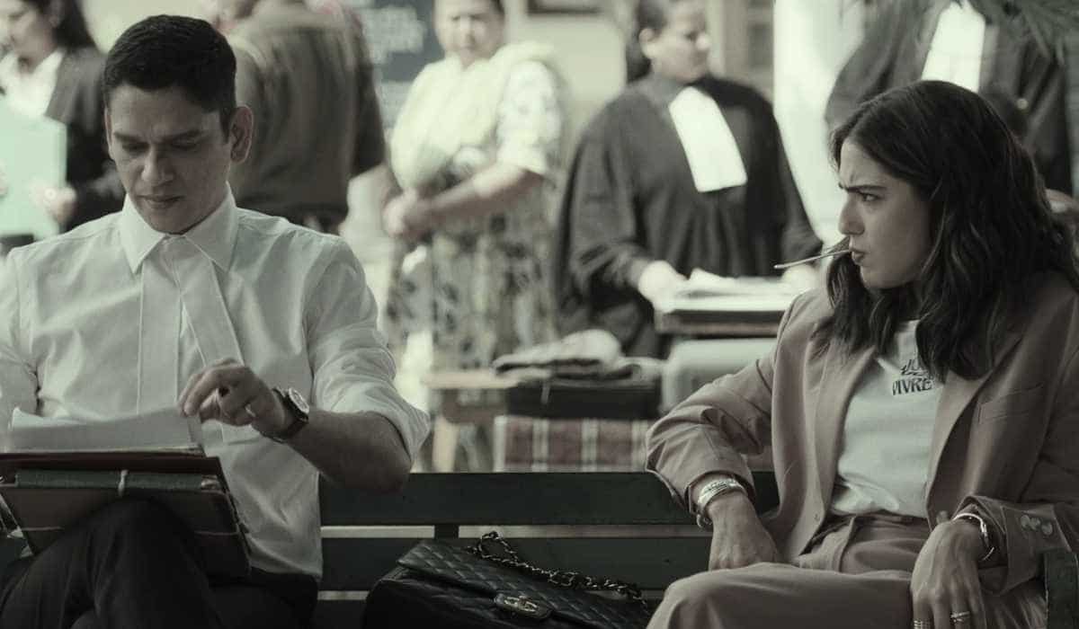 Murder Mubarak song Yaad Aave - Vijay Varma and Sara Ali Khan echo love ...