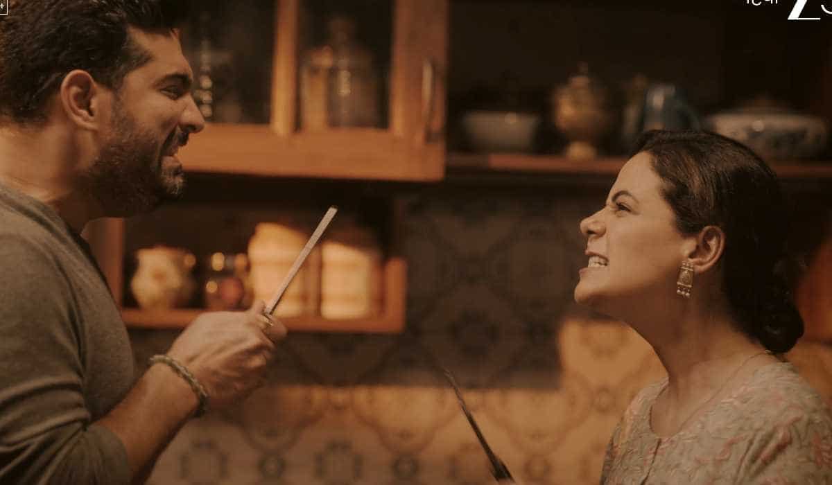 Thode Door Thode Paas trailer: Pankaj Kapur forces Mona Singh and ...