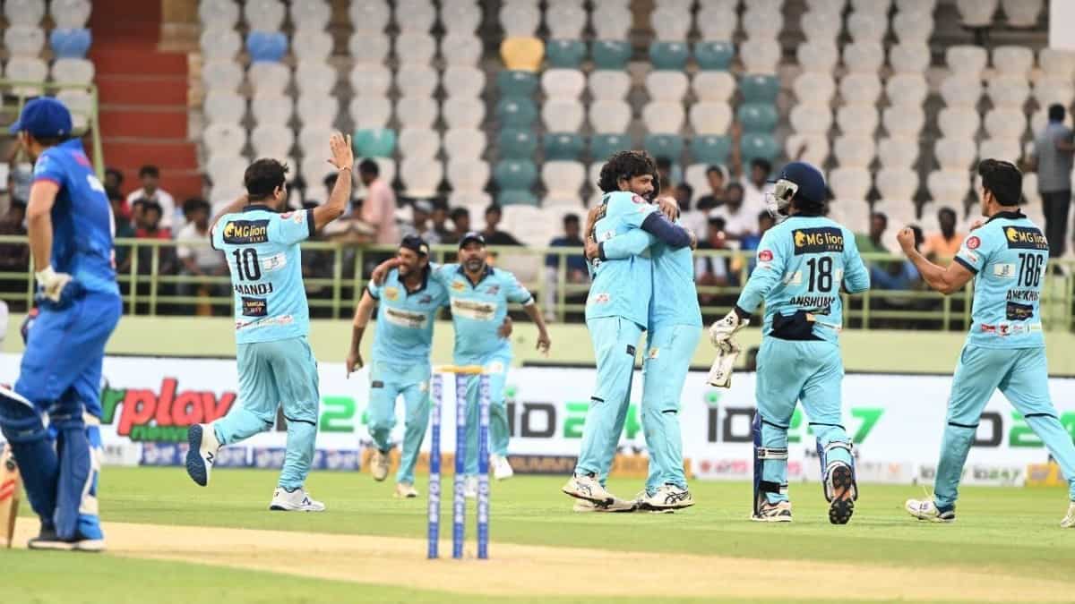 CCL 2023 semi-final 1: Bhojpuri Dabanggs seal spot in finale, after ...