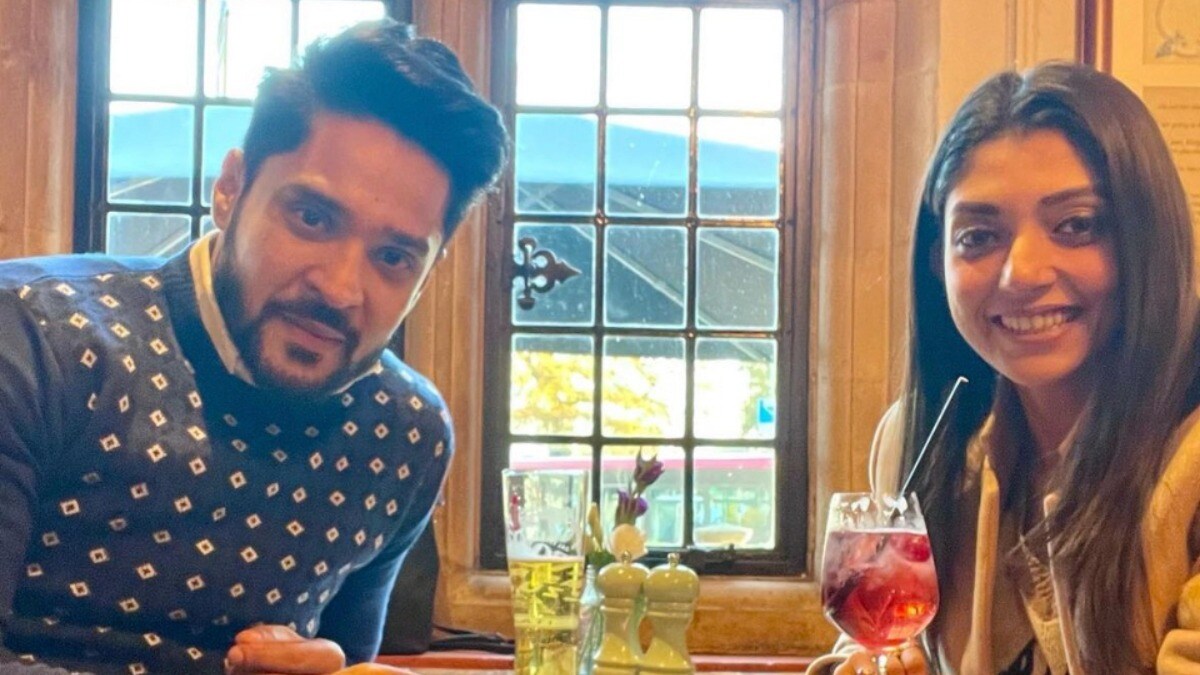 Gourab Chatterjee hosts lunch with family and a party at night to ...