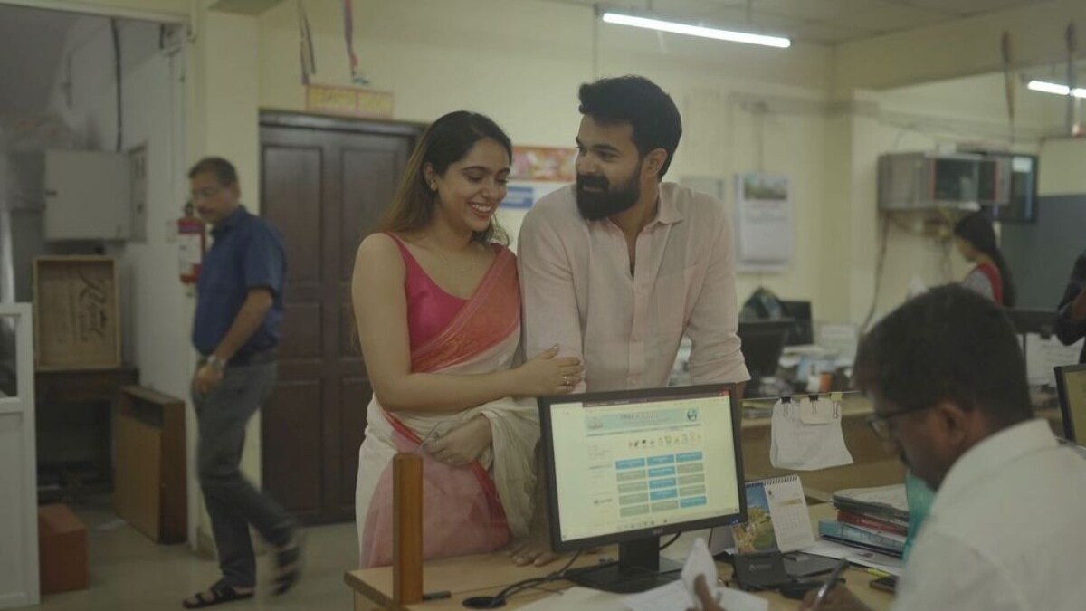 Malayalam actors Hakim Shajahan and Sana Altaf tie knot in a low-key ...