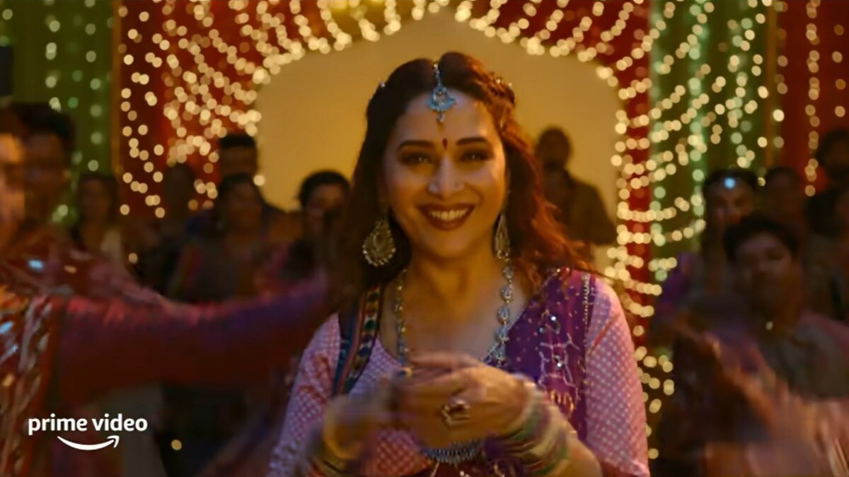 Madhuri Dixit-Sanjay Dutt share the same frame as all Khal Nayak actors ...