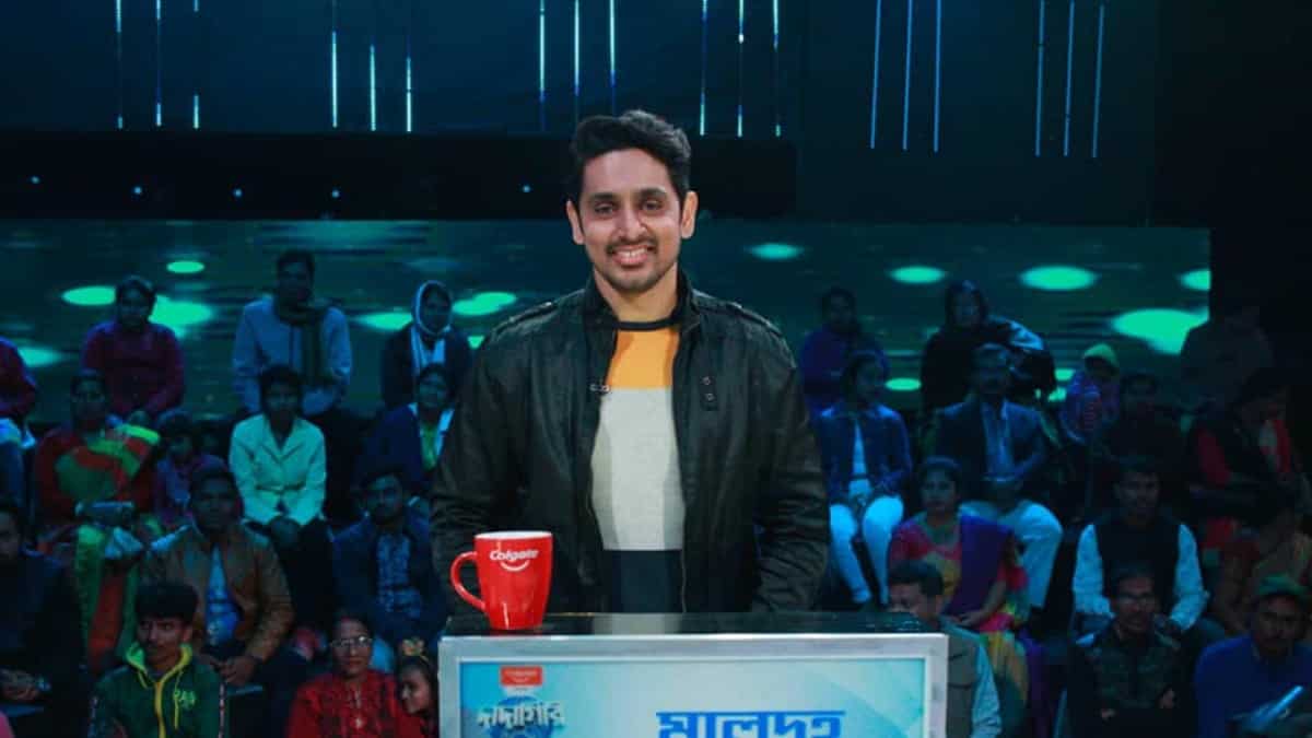 Icche Putul actor Mainak Banerjee complains about airport cops