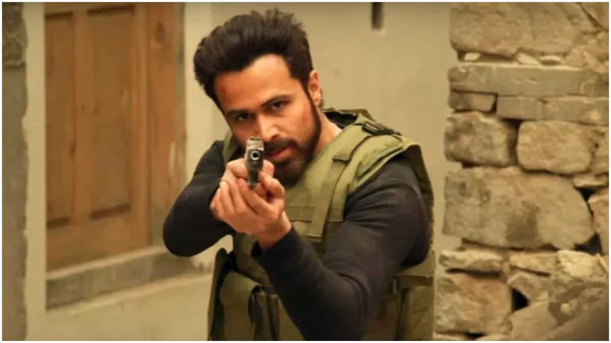 So Lene De from Ground Zero out! Emraan Hashmi leads and emotional rollercoaster of a song