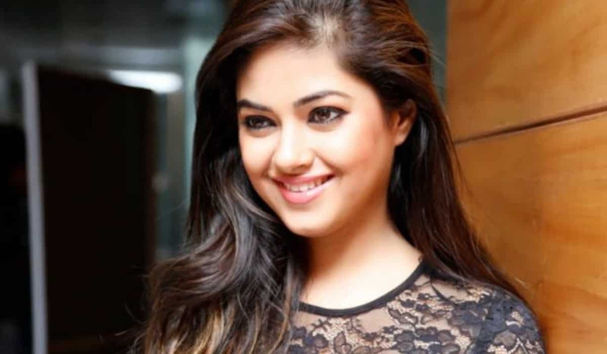Actress Meera Chopra to tie the knot with her businessman boyfriend in ...