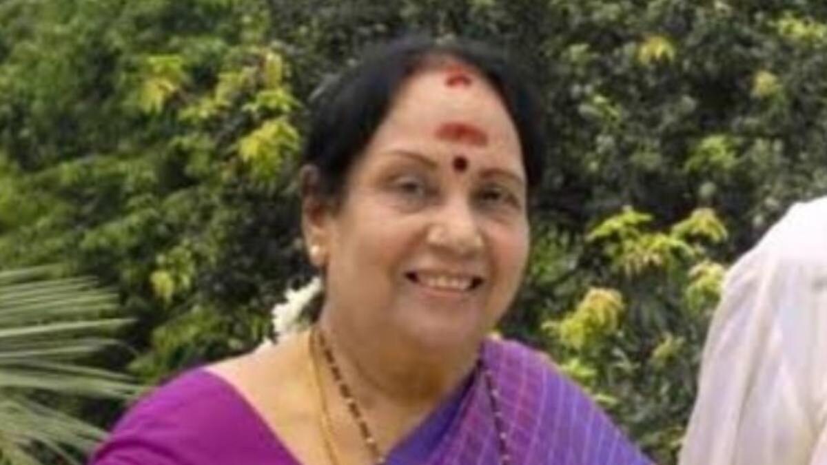 Mother's Day 2022: Memorable actors who pulled off mother roles with ...