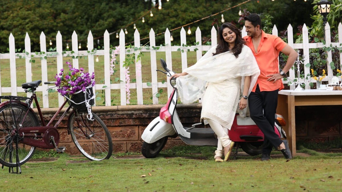 Love You Rachchu’s Muddu Neenu is all about love at first sight for ...