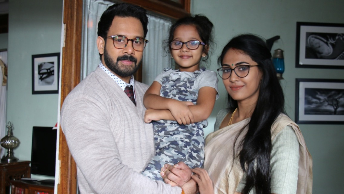 Naduvan movie review: The lack of a cohesive screenplay in this wannabe ...