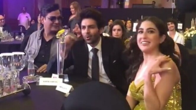 Sara Ali Khan-Kartik Aaryan’s reunion at OTTplay Awards 2022 has SarTik fans in awe: A timeline ...