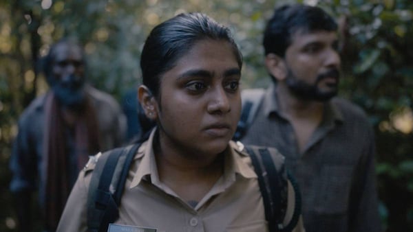 Alia Bhatt was in tears watching Poacher; recalls her first meeting ... Alia Bhatt was in tears watching Poacher; recalls her first meeting ...