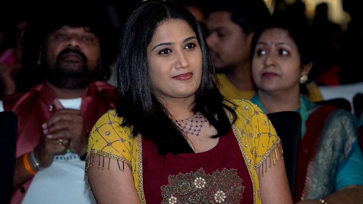 Raymo: A selfie and lots more at the pre-release event of Pavan Wadeyar ...