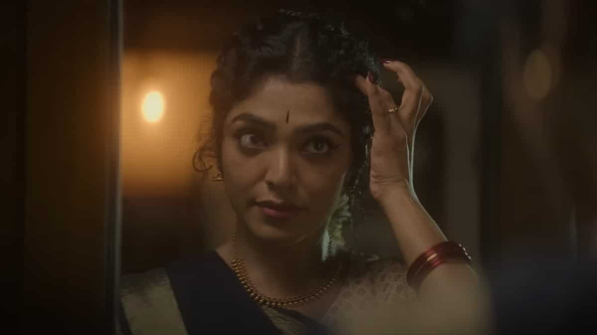 Neelavelicham: Rima Kallingal’s eyes and ‘vintage look’ made her apt ...