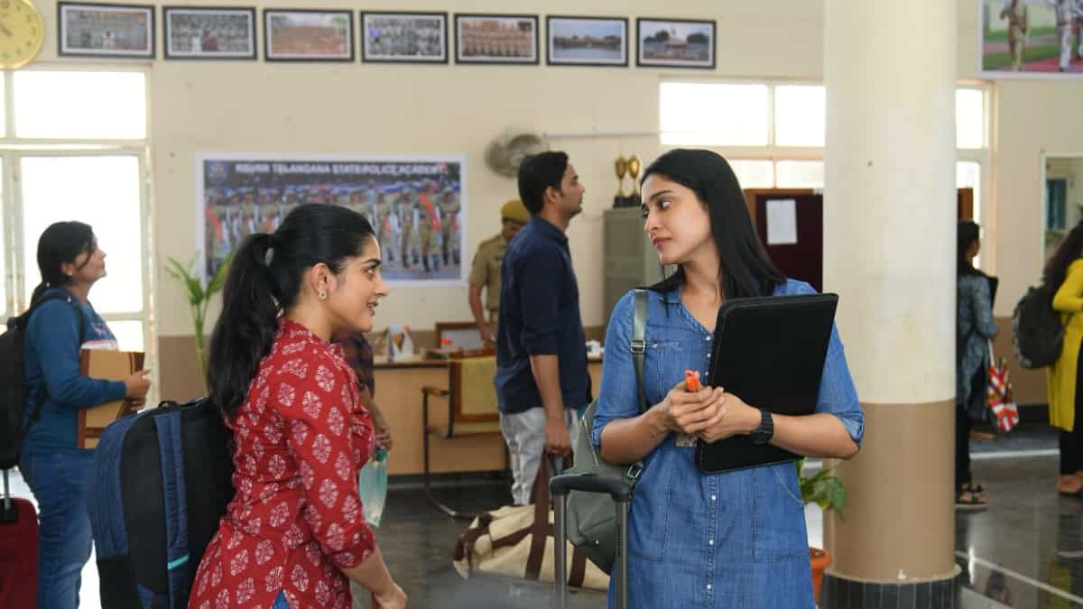 Saakini Daakini review: Regina Cassandra and Nivetha Thomas’ action ...