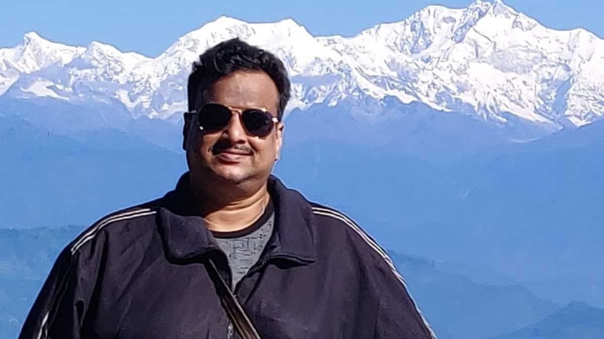 Director Sandip Chowdhury passes away Director Sandip Chowdhury passes away