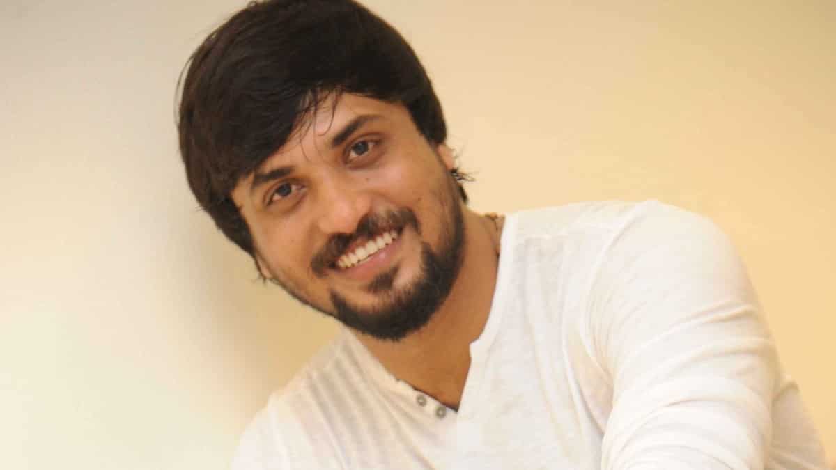 Santhosh Balaraj takes a break from rowdyism subjects; heads to college ...