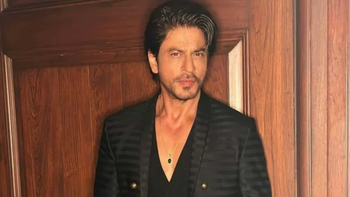 NMACC grand opening: Shah Rukh Khan sets the internet on fire with his ...