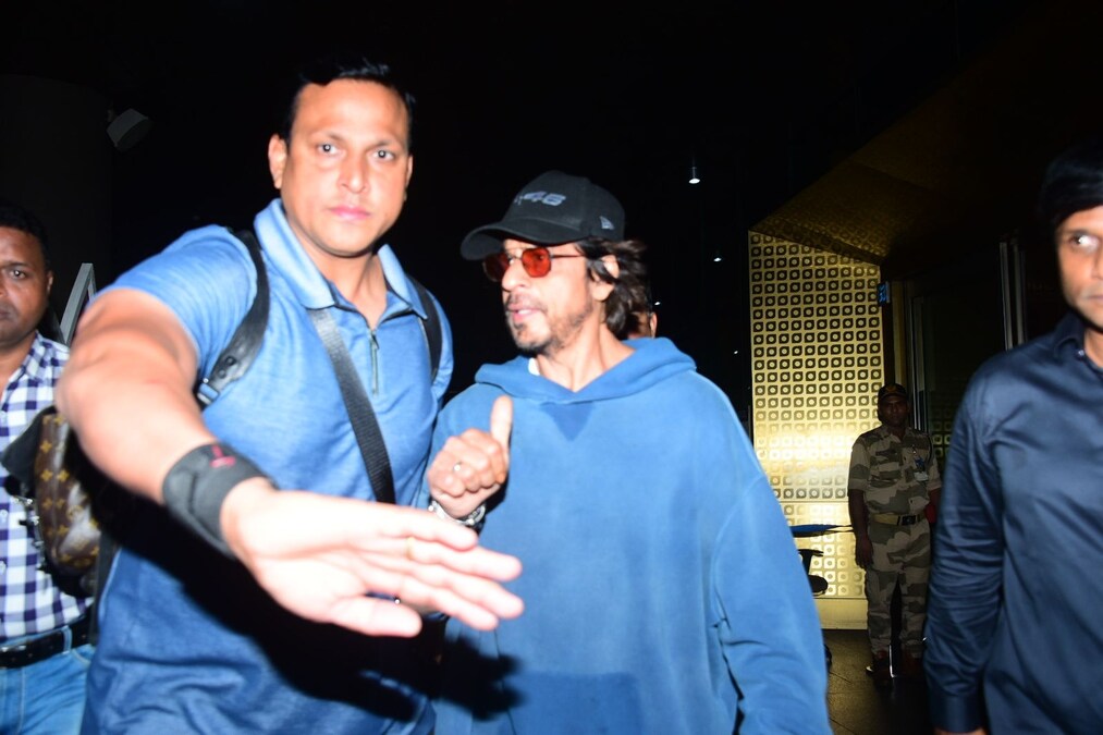 In Pics: Shah Rukh Khan returns to Mumbai with Gauri and AbRam amid reports of surgery post accident