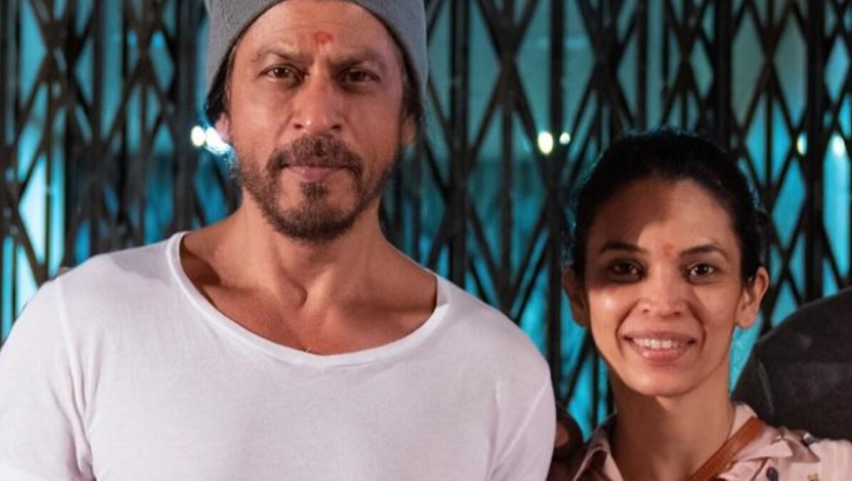 Darlings director Jasmeet K Reen to rope Shah Rukh Khan for Sahir ...