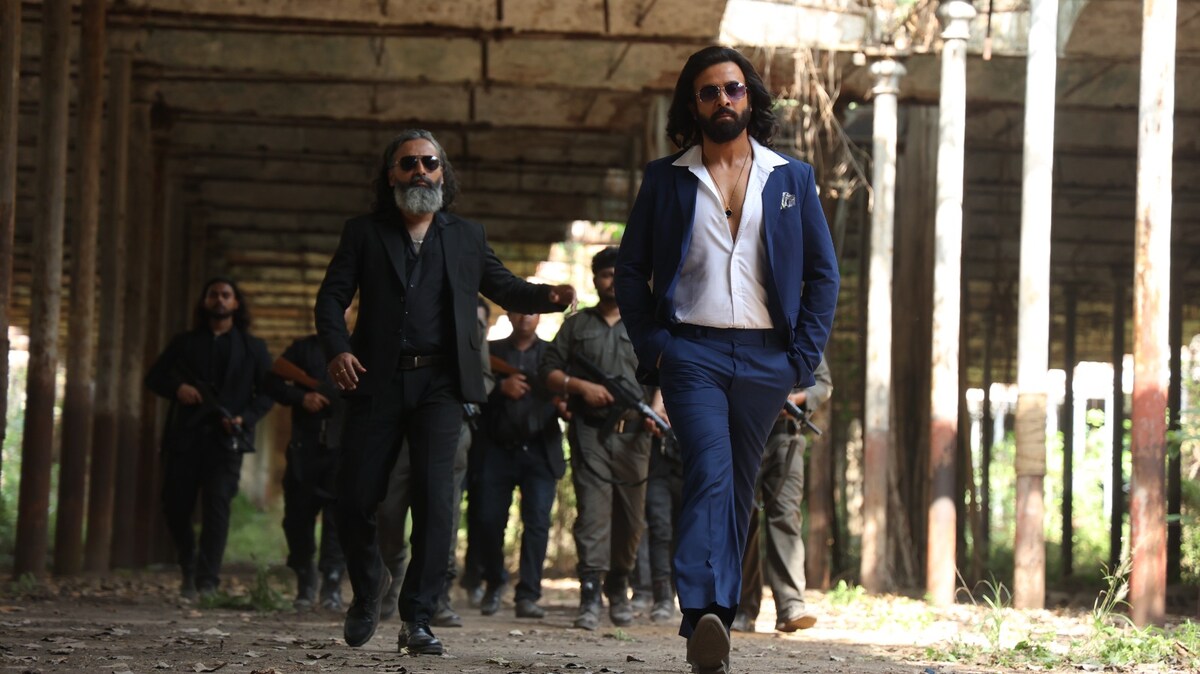 Toofan review: Chanchal Chowdhury and Dushtu Kokil are the saving grace of this neverending ...