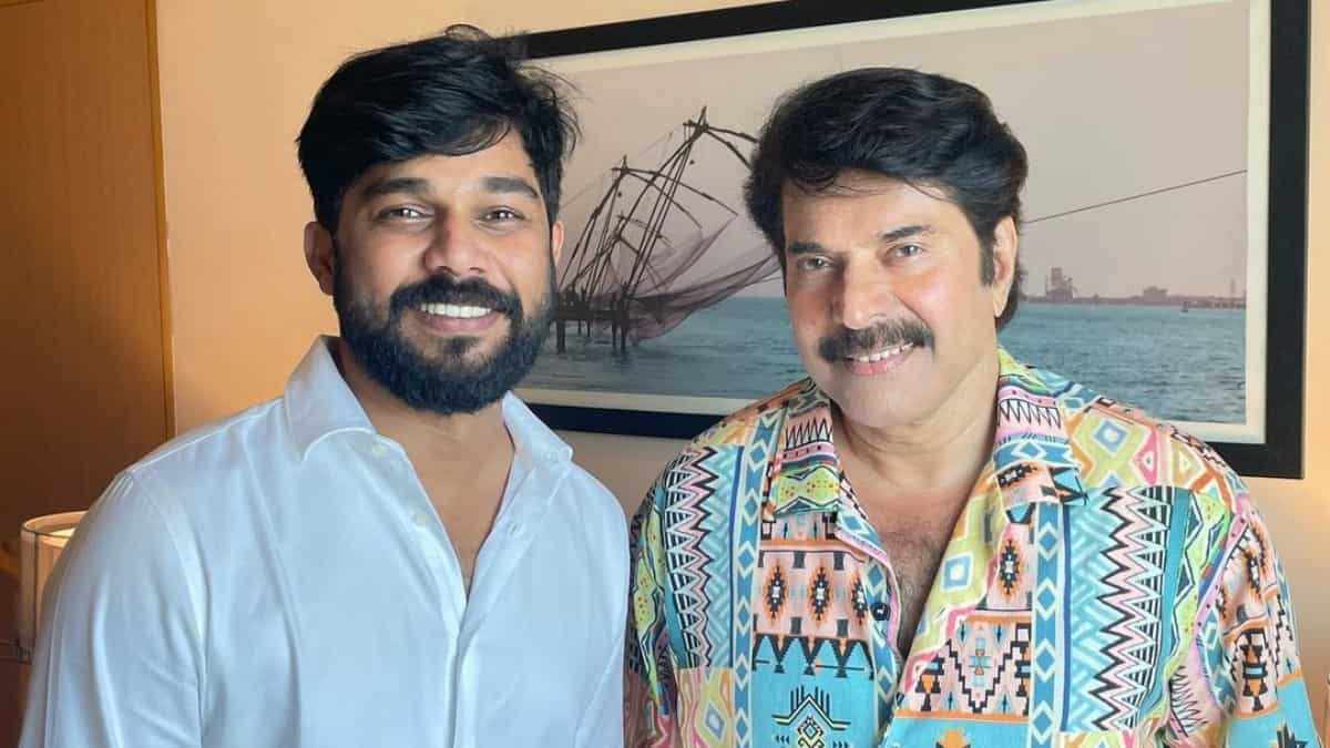 Priyan Ottathilanu makers reveal Mammootty’s poster from the ...