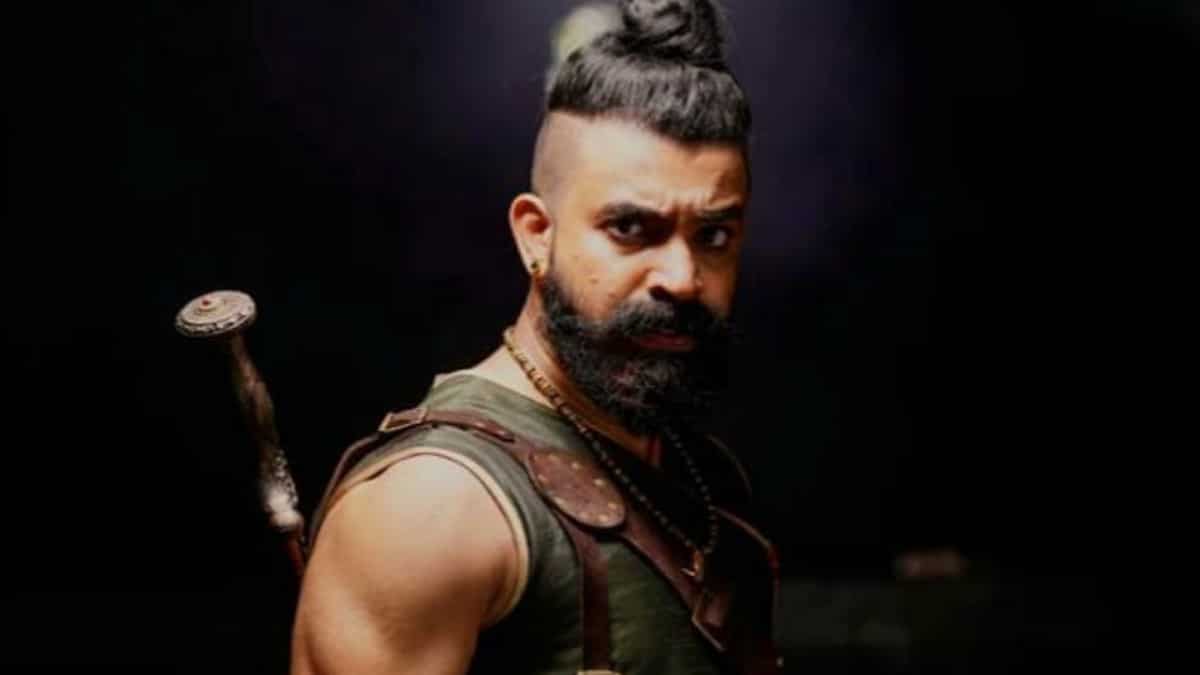 Pathonpatham Noottandu: Siju Wilson apologises to Vinayan, who promised he would elevate the ...