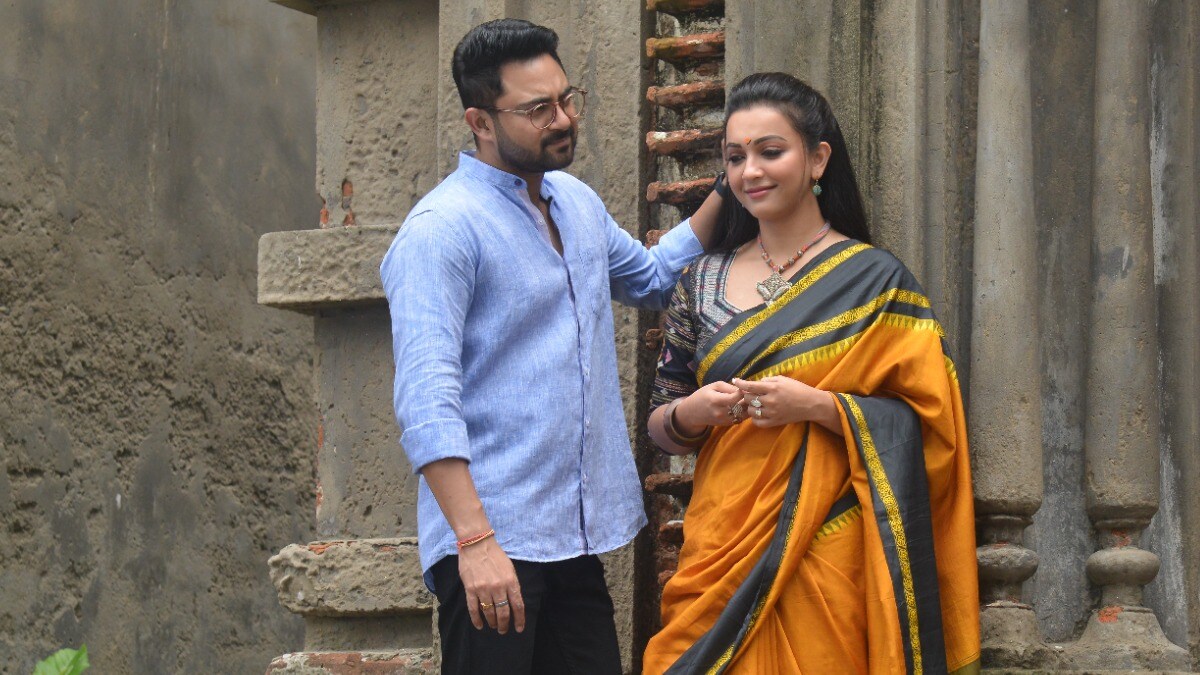 Soham Chakraborty and Koushani Mukherjee get busy in the second phase ...
