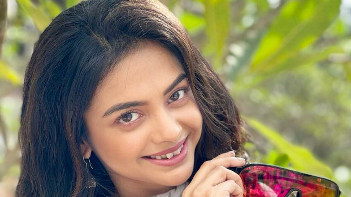 Exclusive! Solanki Roy on her film Shaharer Ushnatama Dine: Vikram and I share a level of ...