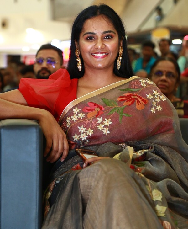 Soppana Sundari trailer launch: Aishwarya Rajesh, crew members heap ...