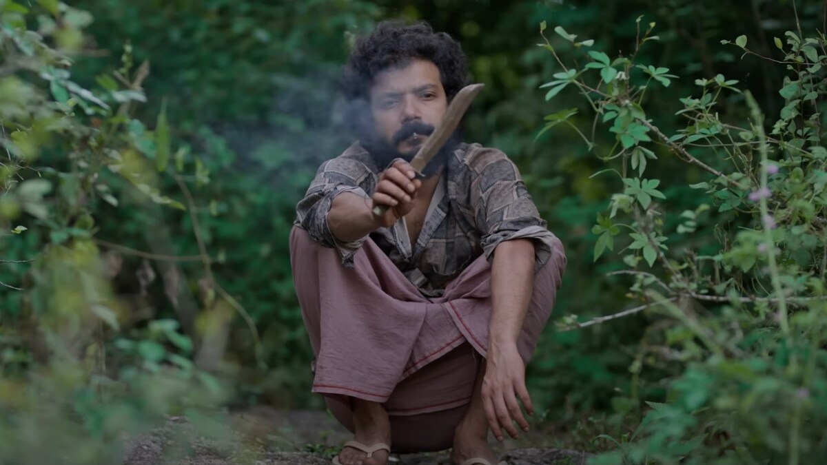 Chattambi trailer: Sreenath Bhasi, Guru Somasundaram, Chemban Vinod ...
