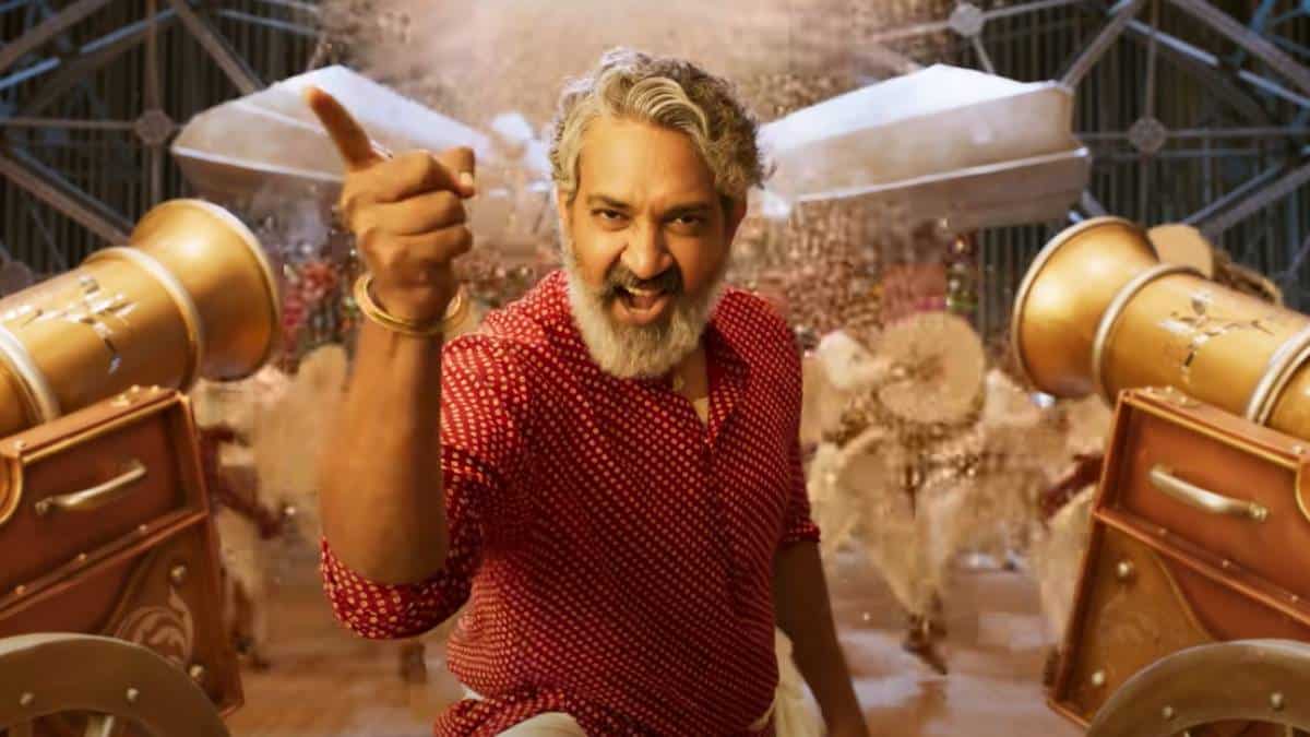 SS Rajamouli on not paying tribute to Gandhi in RRR: 'It doesn’t mean I ...