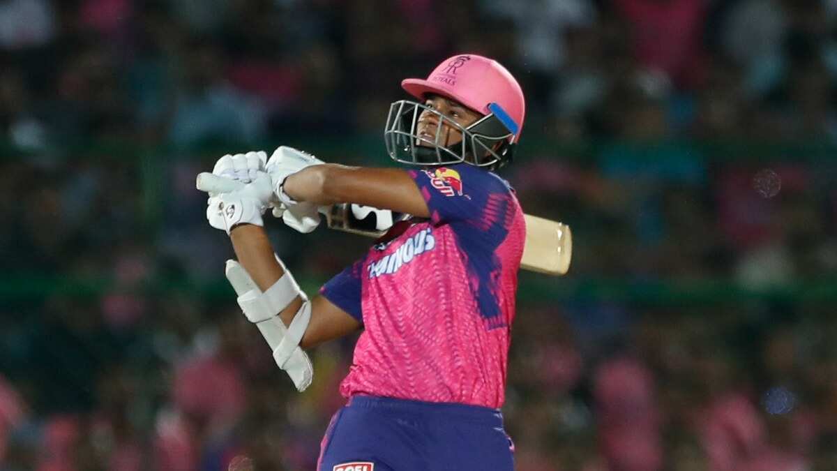 Top 10 fastest 50s in IPL history