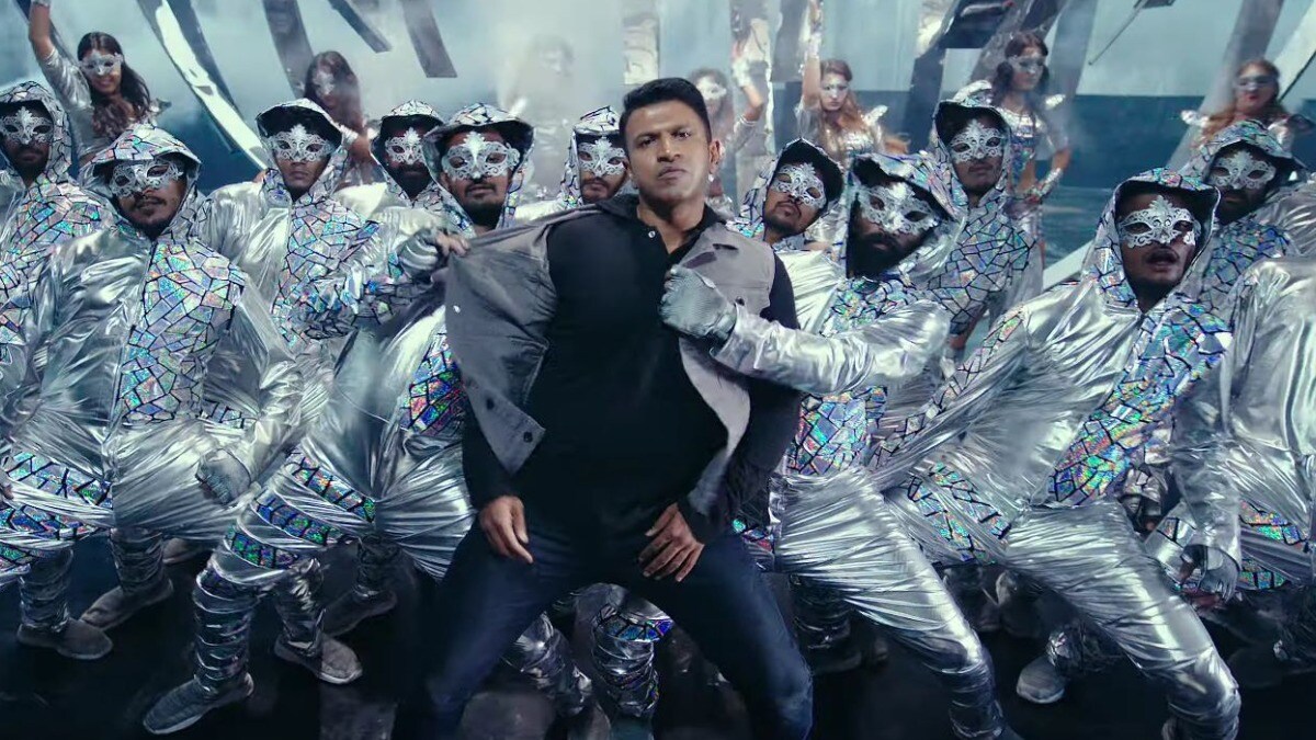 Trademark song: Watch the late Puneeth Rajkumar burn up the dance floor ...