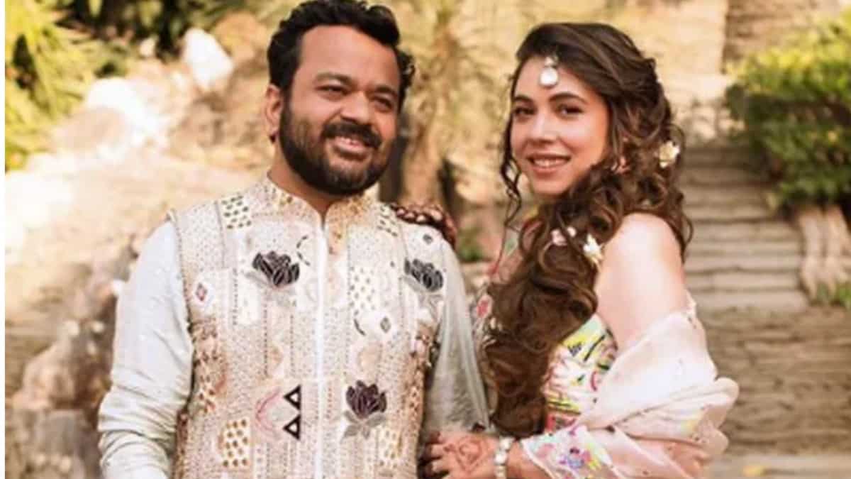 PICS: Maanvi Gagroo, Varun Grover host a dreamy outdoor lunch for ...