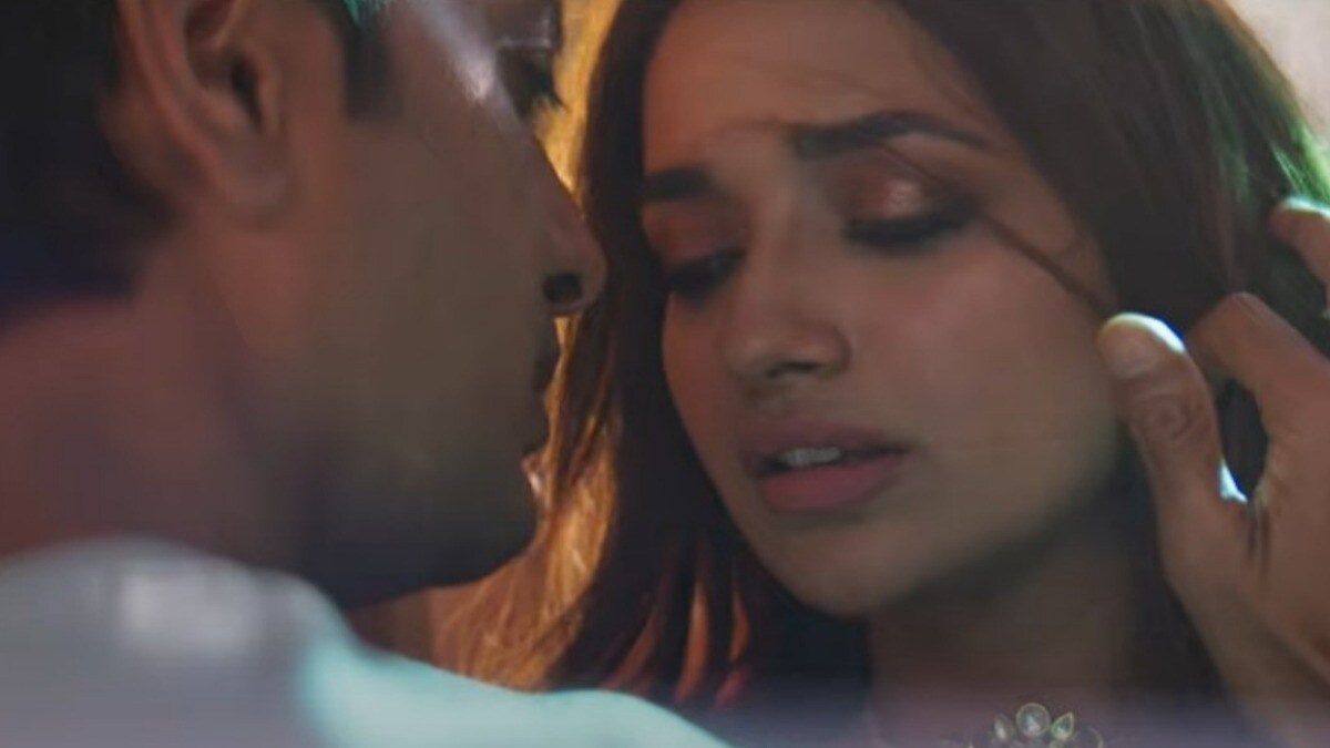 Ved Tujha song teaser: Riteish Deshmukh-Jiya Shankar romance to the ...