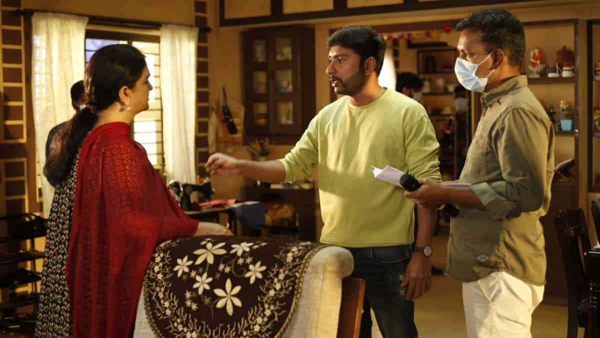 Veetla Vishesham audio launch tomorrow, RJ Balaji invites public to the ...